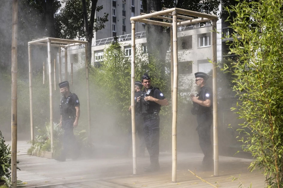 Paris Olympics athletes and fans melt in 'brutal' heat